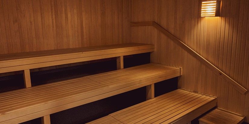 Nacka Simhall - Bad, Simning & Vattenträning – Medley