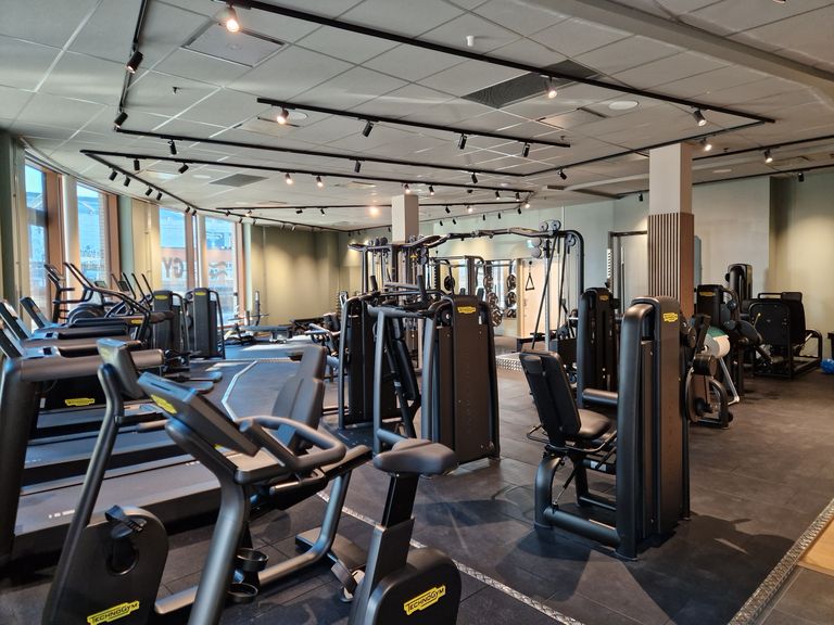 Gym i Solna Simhall – Medley
