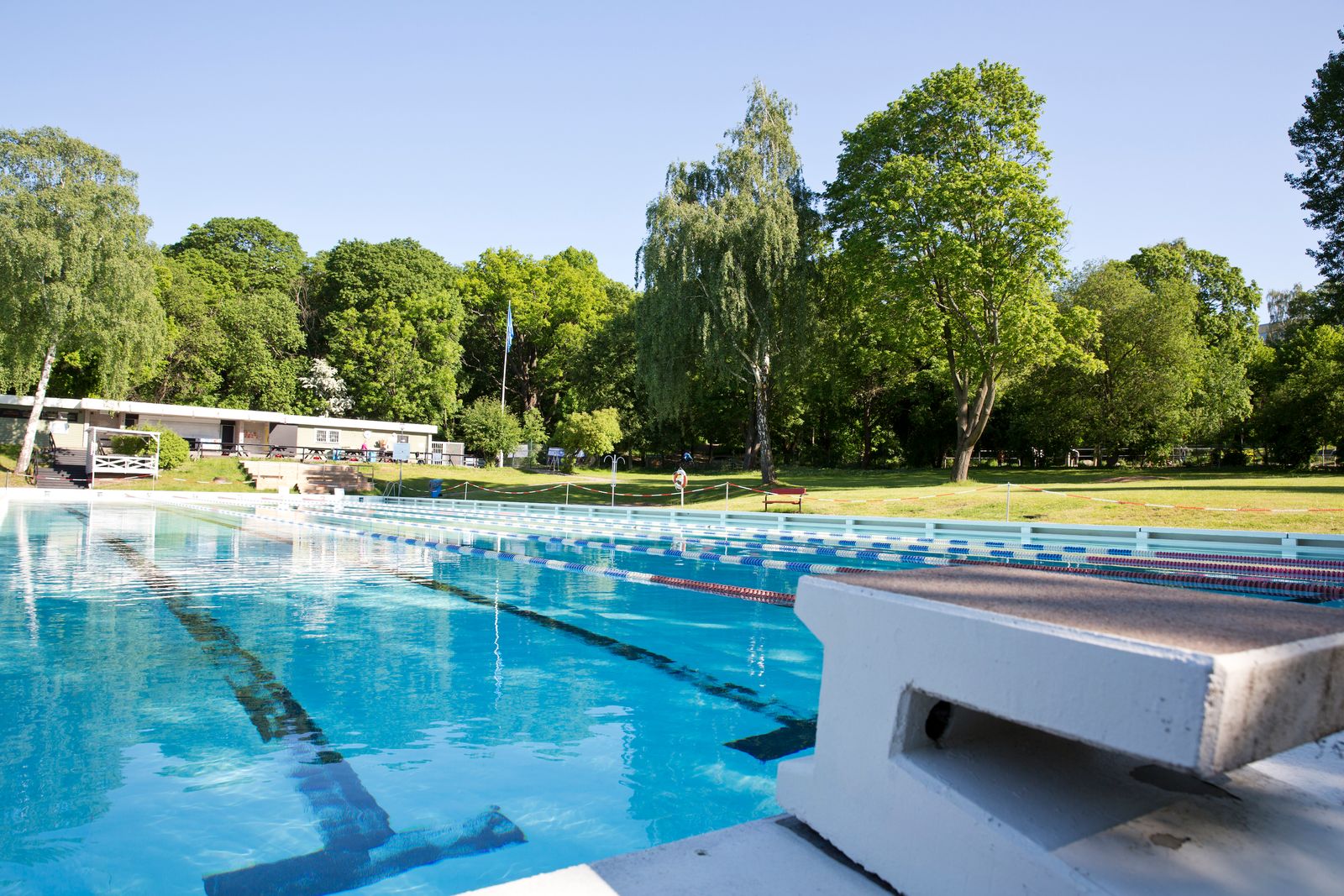 Huvudstabadet - Utebad i Solna – Medley